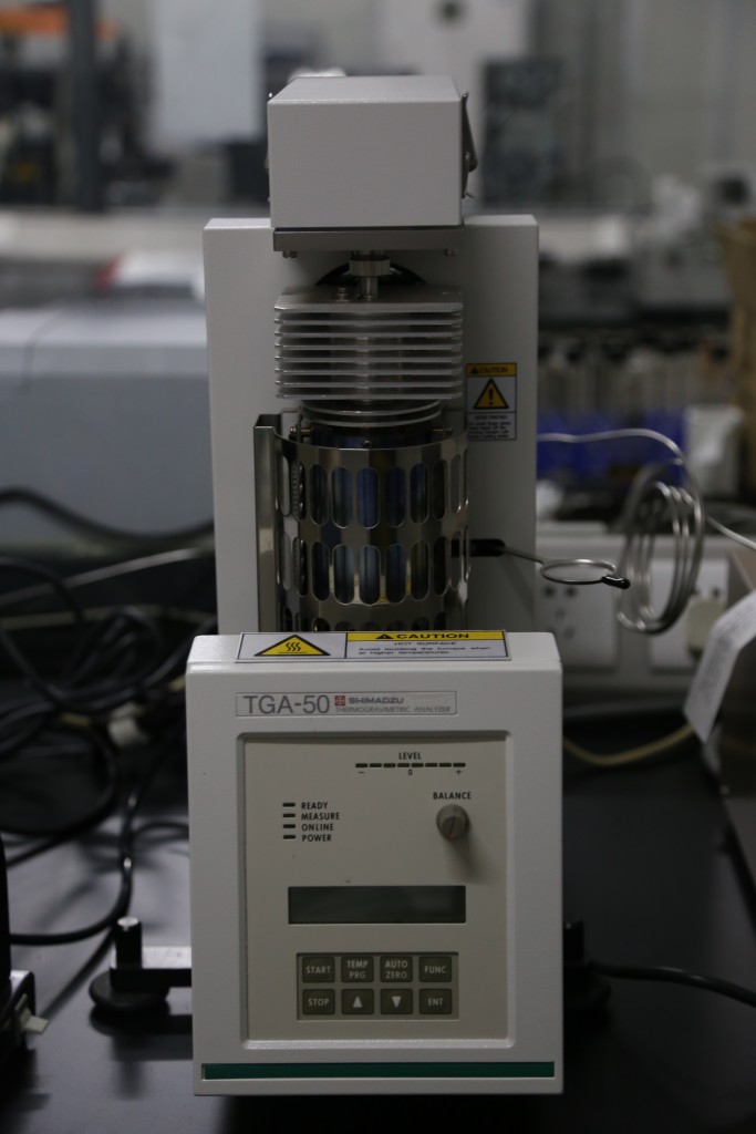 实验室仪器 – 深圳再生复合环保材料工程实验室